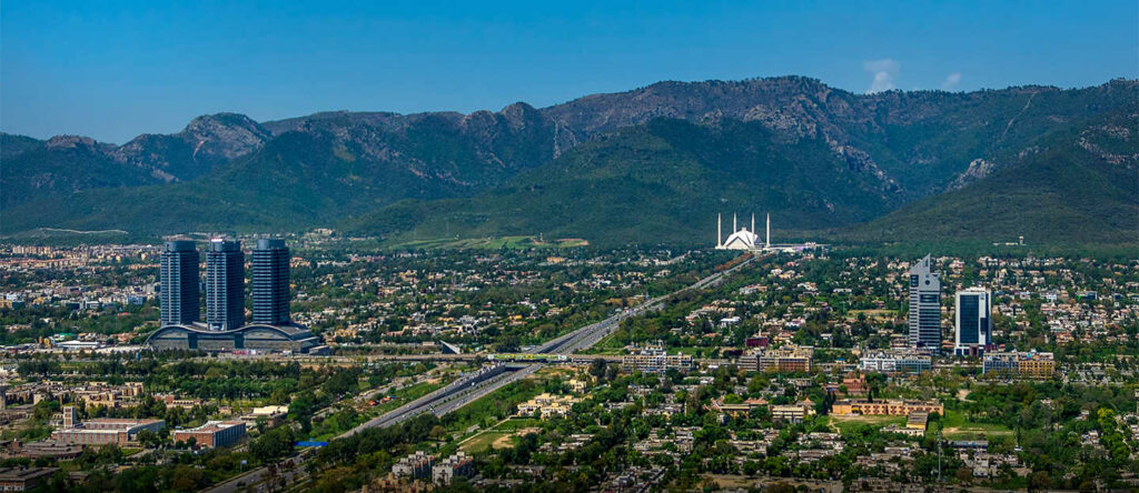 Navigating the Real Estate Landscape of Pakistan: A 2024 Outlook | One ...